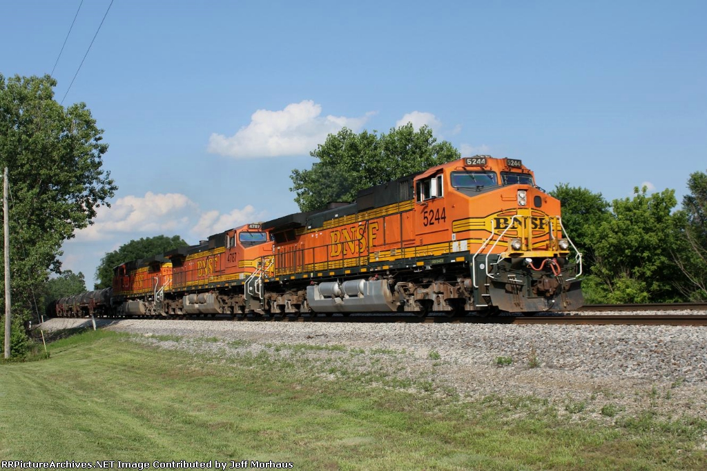 BNSF 5244